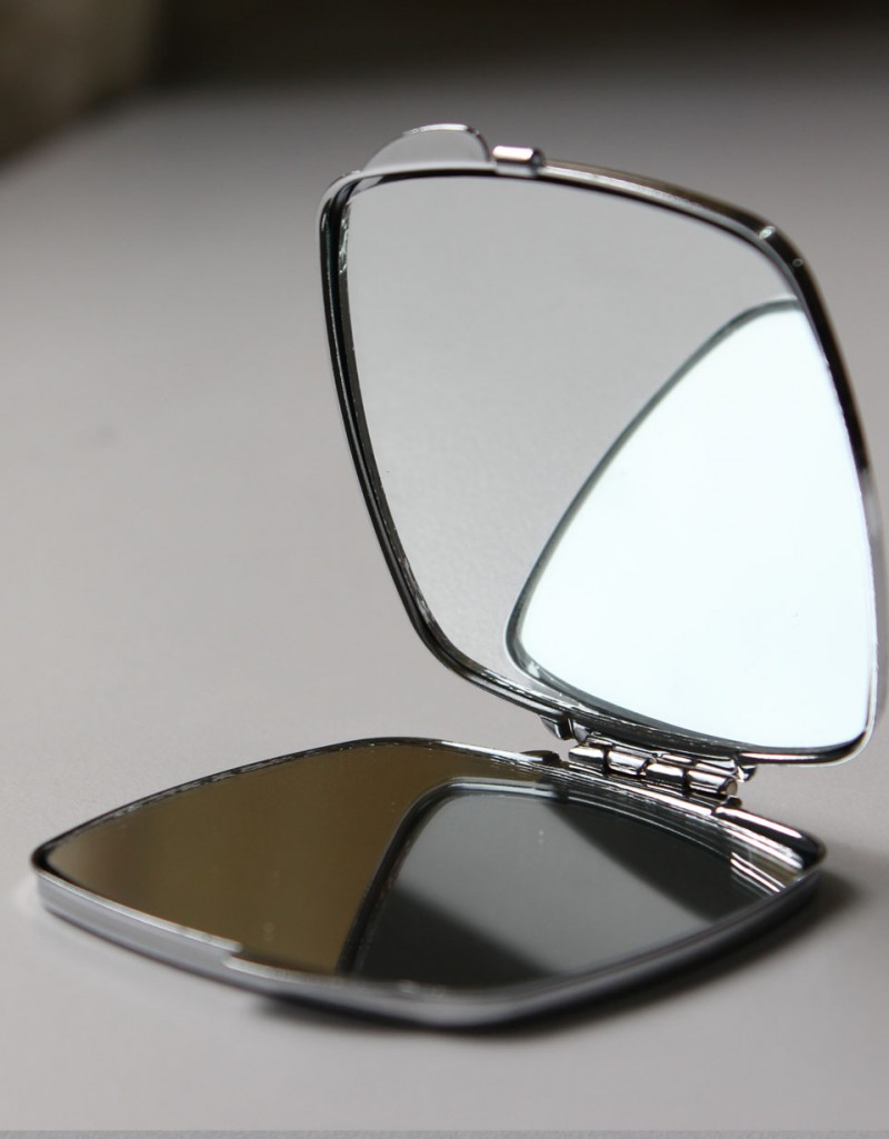 Comestic Mirror Smooth Square